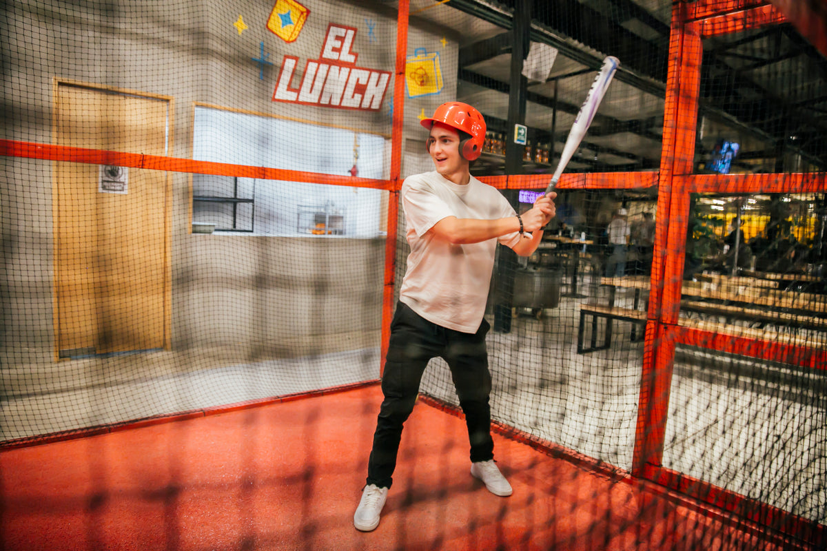 ¡Revive el Friendsgiving de Club del Patio Roma al estilo de tu sitcom ...