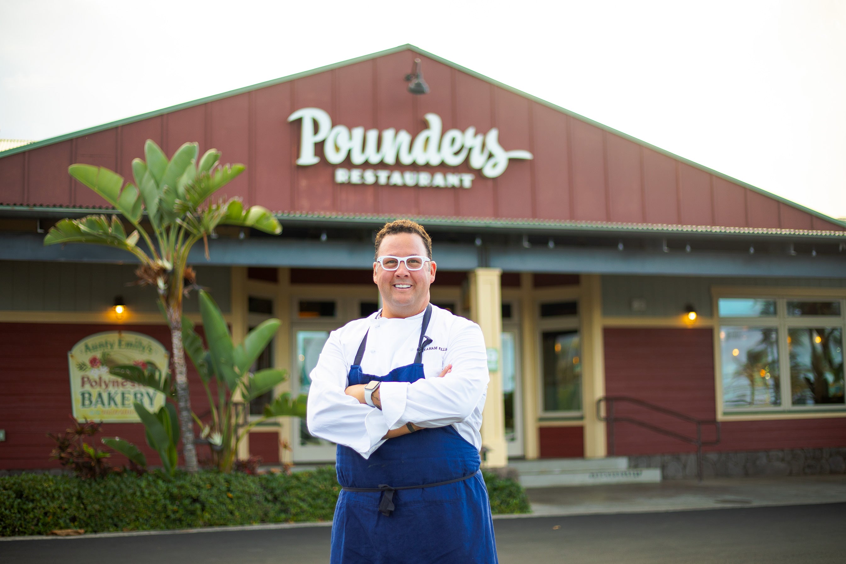 CELEBRITY CHEF GRAHAM ELLIOT TAKES THE HELM AT POUNDERS RESTAURANT ...